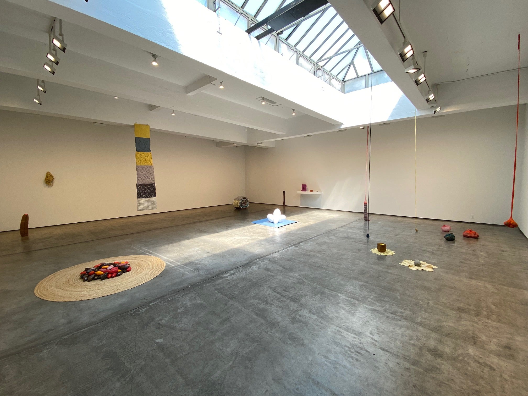 VERONICA RYAN – ARTRANDOM