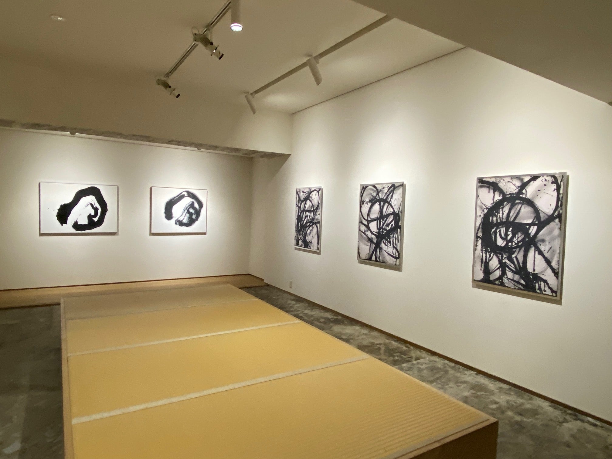 GINZA CURATORS ROOM – ARTRANDOM