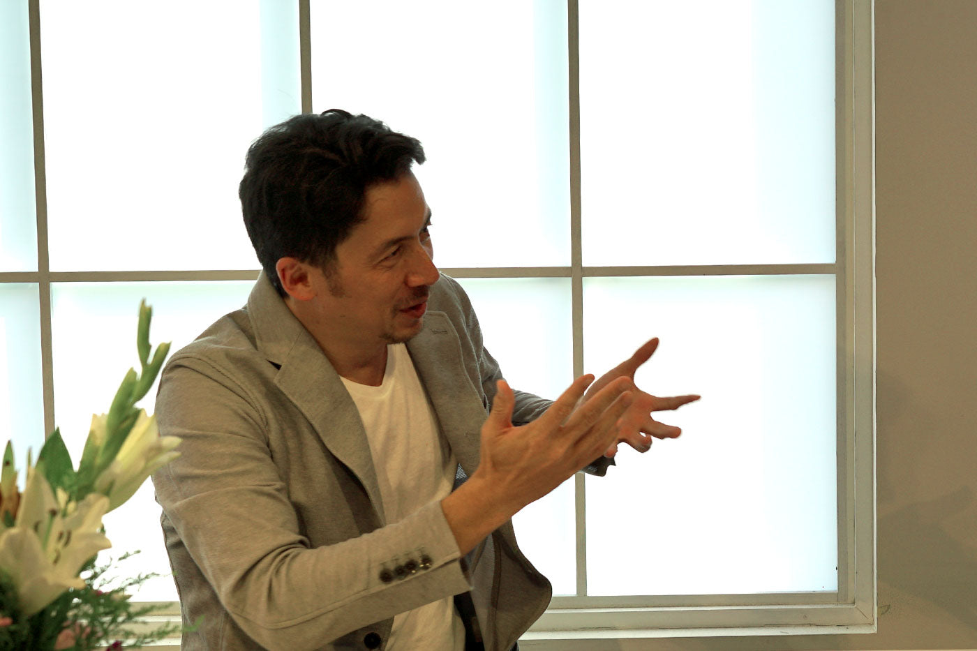 VOL.9 ROWLAND KIRISHIMA – ARTRANDOM